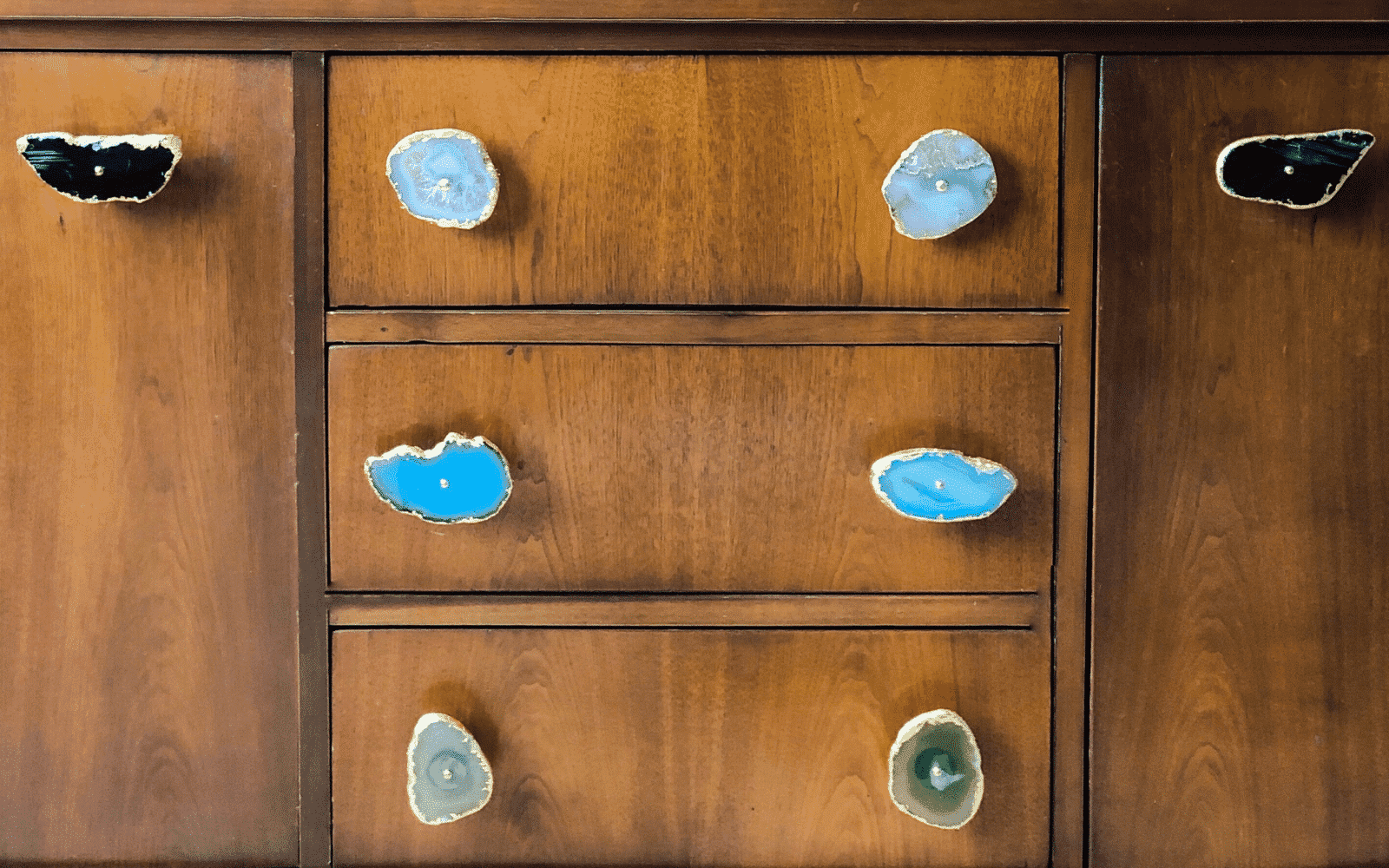 DIY Agate drawer pulls (knobs) - Tutorial | Bellisima